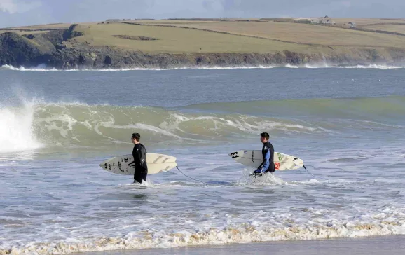 10 Best Surf Beaches in Cornwall - Active-Traveller